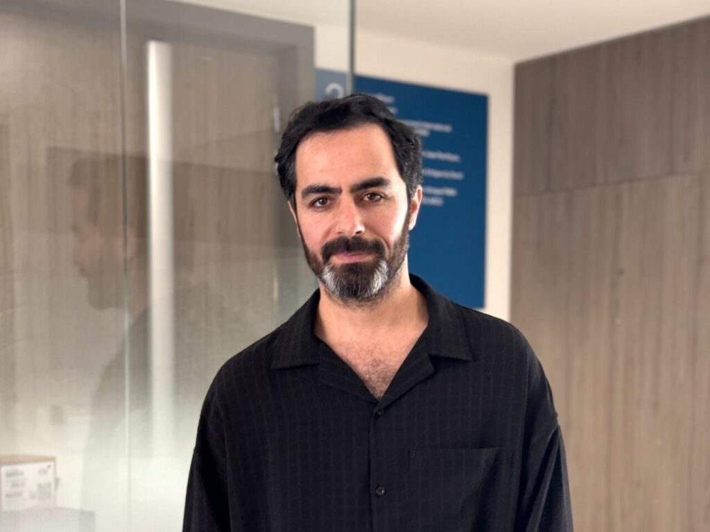 Paeman Arianfar dans "Kaboul" : l'acteur revit la chute de Kaboul - L ...